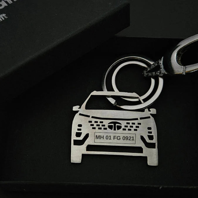 Personalised Tata Safari New Car Keychain – Foundation Gift