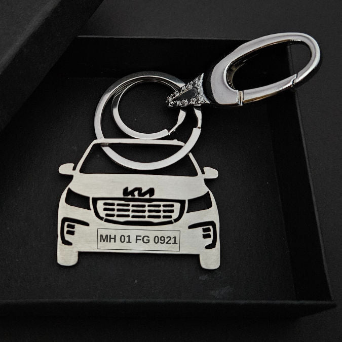 Personalised Kia Carnival Car Keychain – Foundation Gift