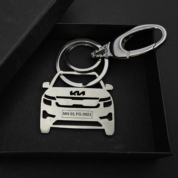 Personalised Kia Seltos Car Keychain – Foundation Gift