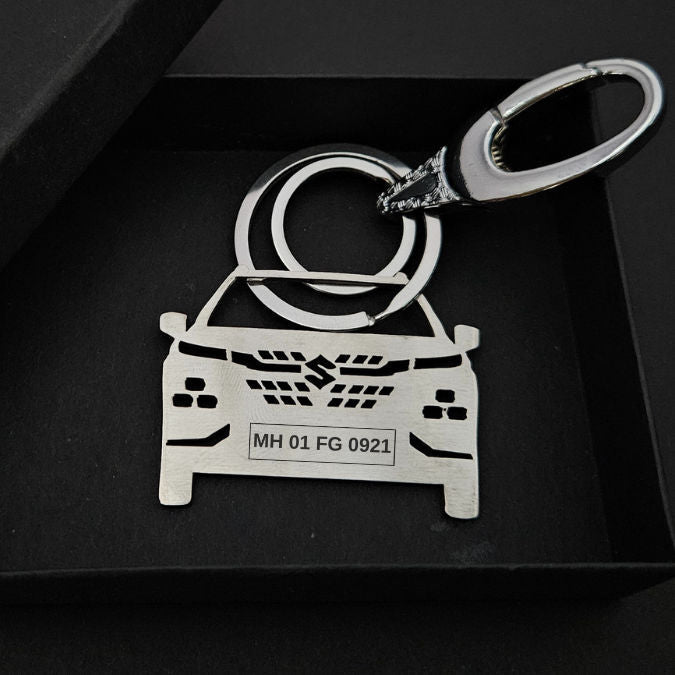 Personalised Maruti Fronx Keychain - SUV Gift – Foundation Gift